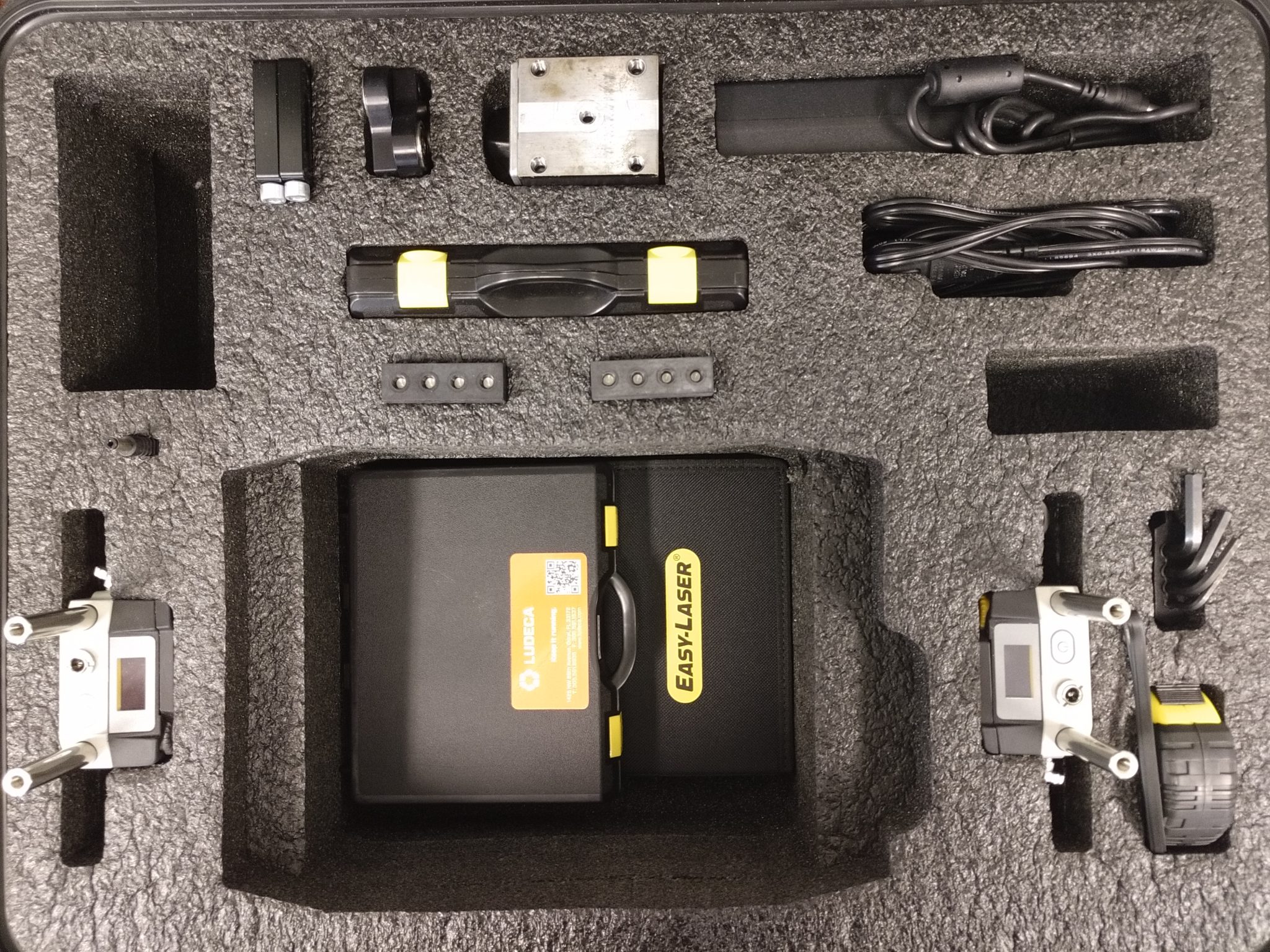 Easy-Laser XT770 shaft alignment tool - Precise Reliability Services